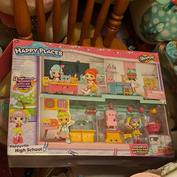 Shopkins | Toys | Shopkins Pink And Blue Dolls Accessories Set | Poshmark